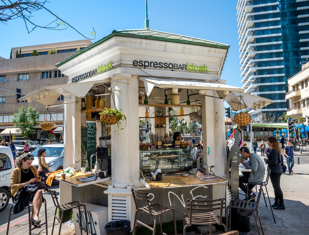 Hacker Shows How Easy it is to Take Over a City’s Public Wi-Fi Network ...